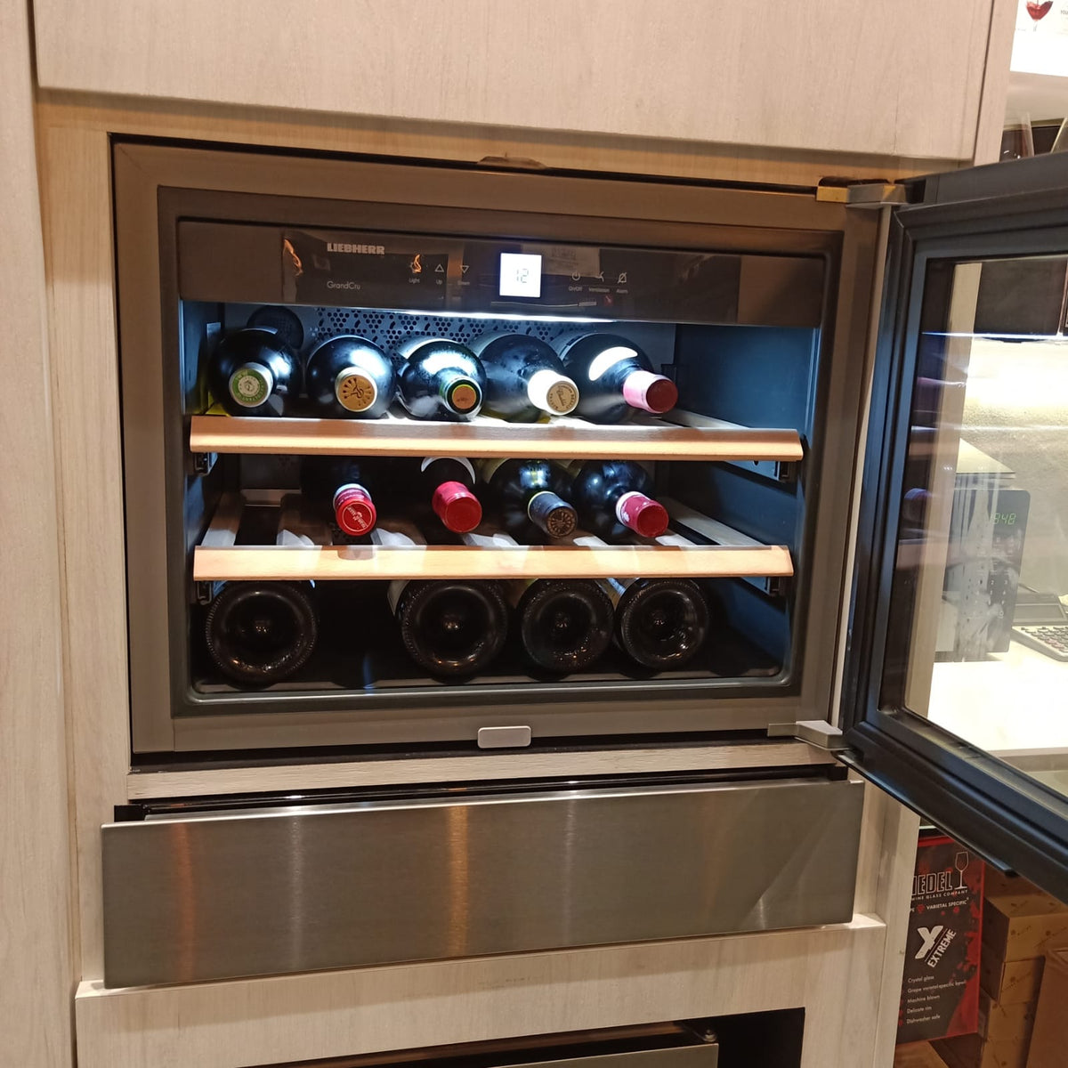 Liebherr 18 Bot Built-in Wine Cabinet